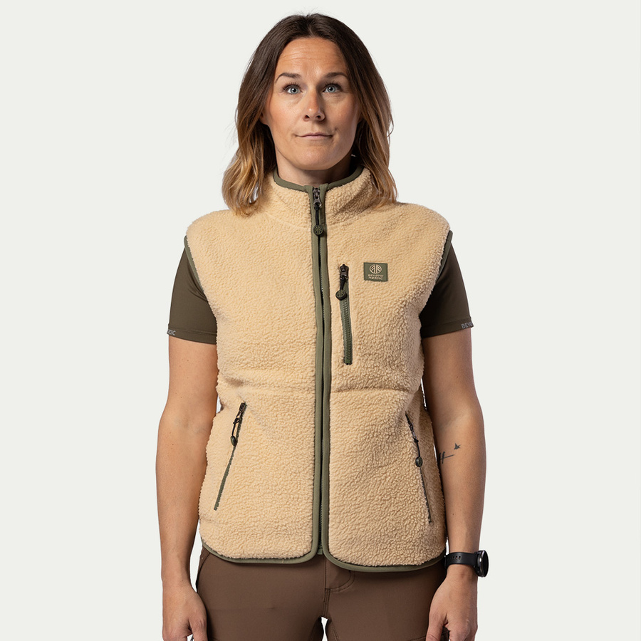 BN309 Retro Pile Vest Women's Beige Moss – Soft Fluffy Warmth - Beyond ...