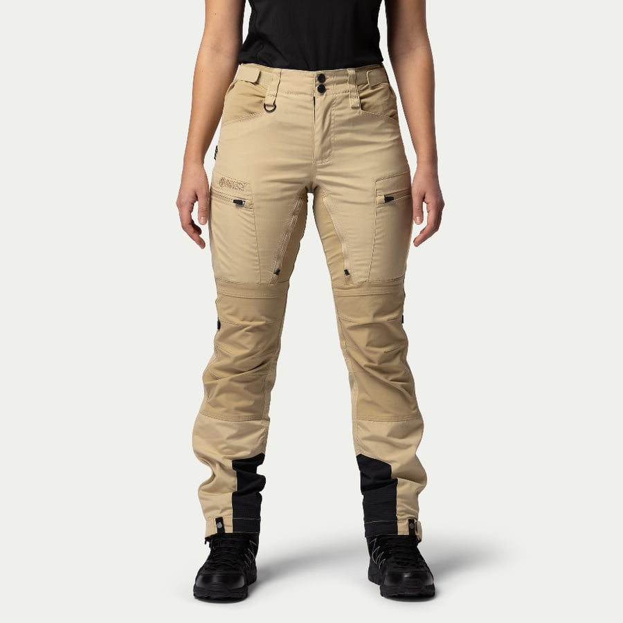BN004 Outdoor Pants Women – Mojave Desert - Beyond Nordic